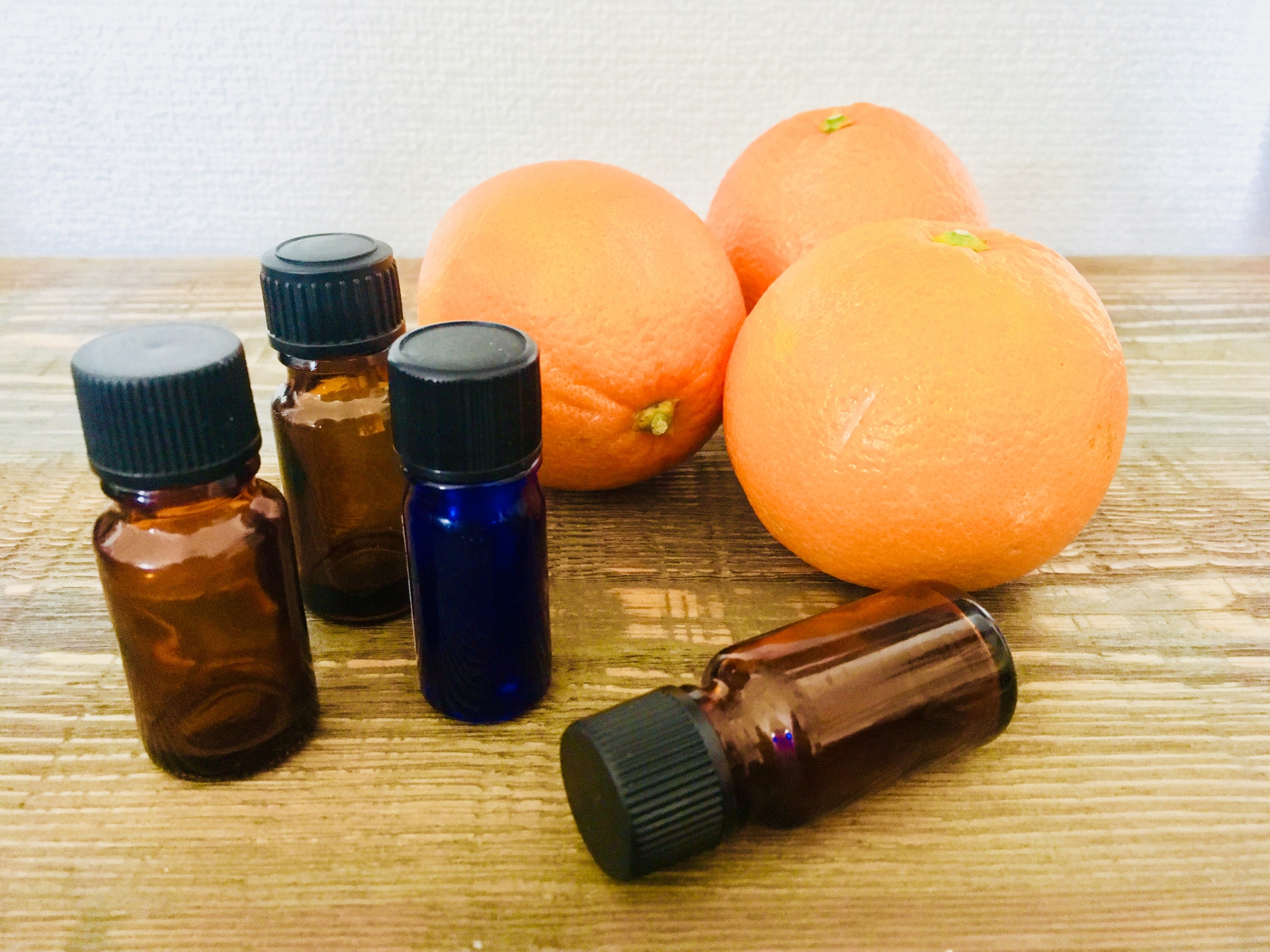 アロマテラピー資格所有者が解説！秋におすすめのアロマを取り入れたセルフケア - オガライフ